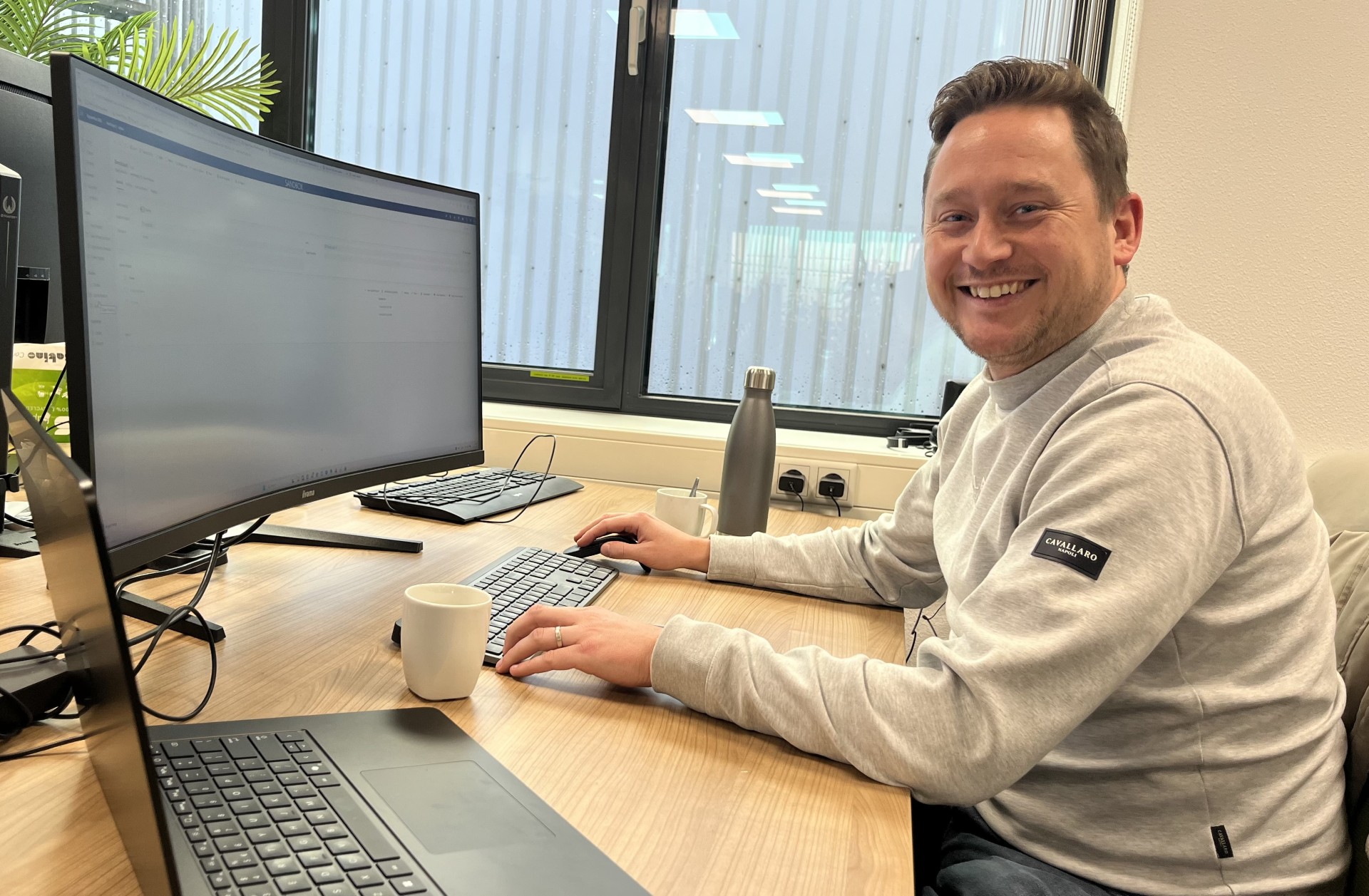 Samenwerken zonder e-mail overload: Microsoft Dynamics 365 Sales en ...